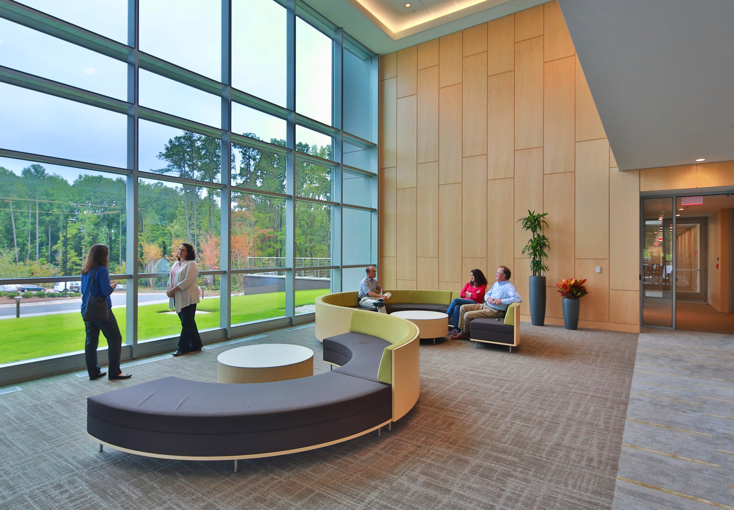 Commercial Glass | Commercial Glass Windows | Binswanger Glass